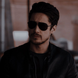 Chat with Lucca | Shapes, Inc